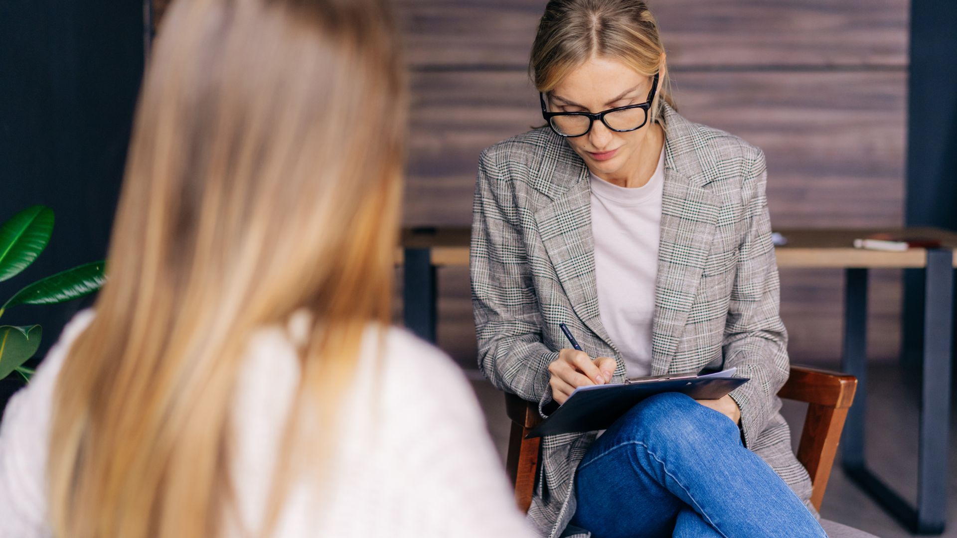 How to Choose an Intensive Outpatient Program (IOP)